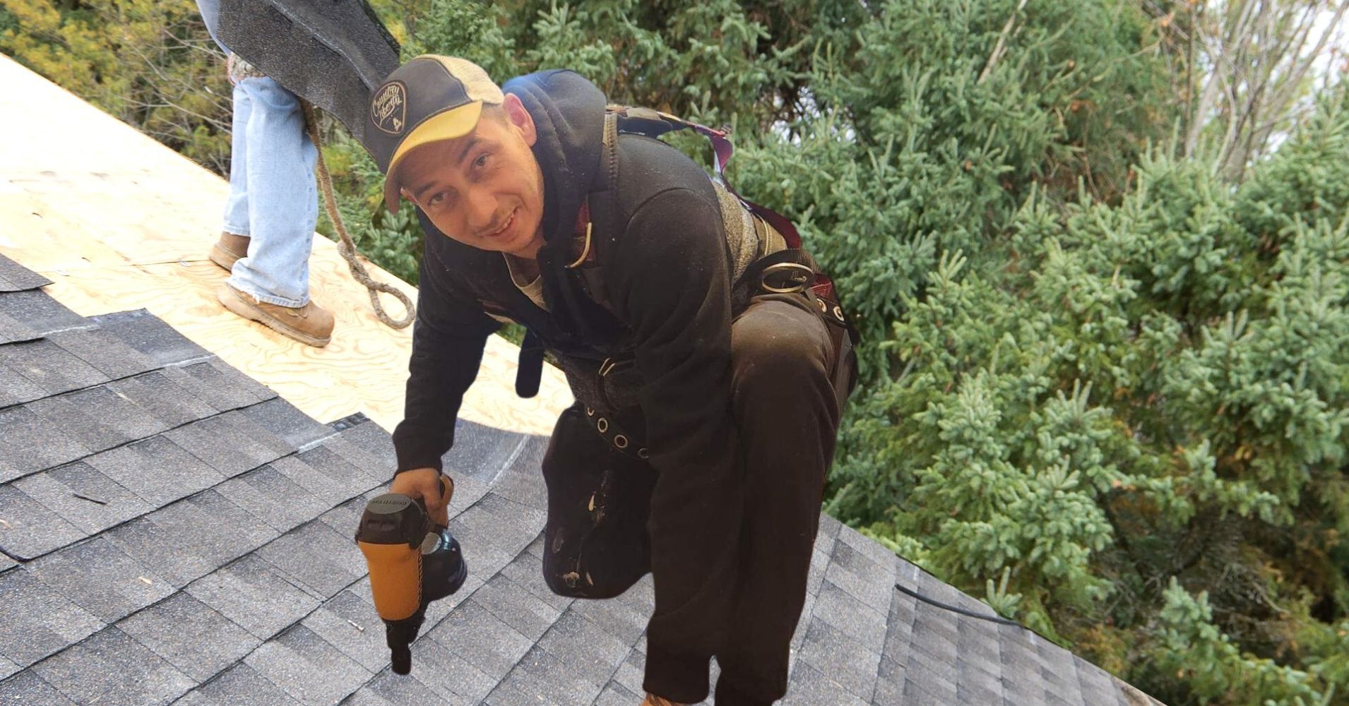 DM Roofing & Contracting | Oxford County & Surrounding Area