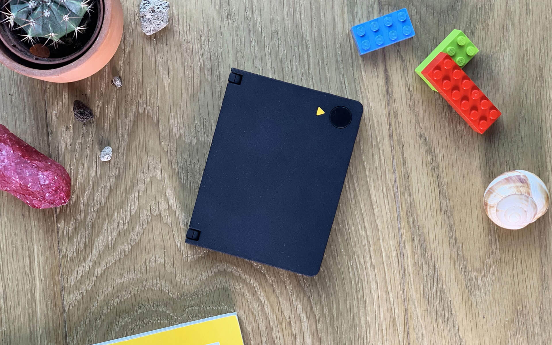 ASH - Ai Pocket Field Guide