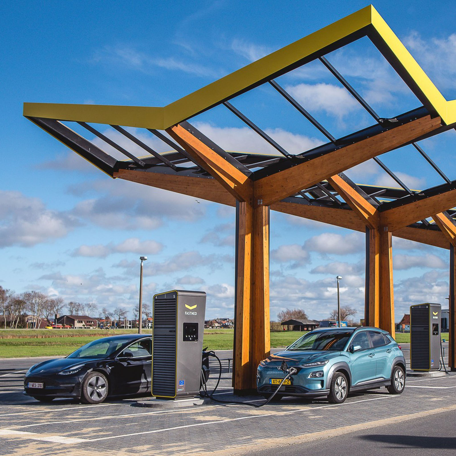 Navigating the Expanding Universe of Electric Vehicle Charging Options ...