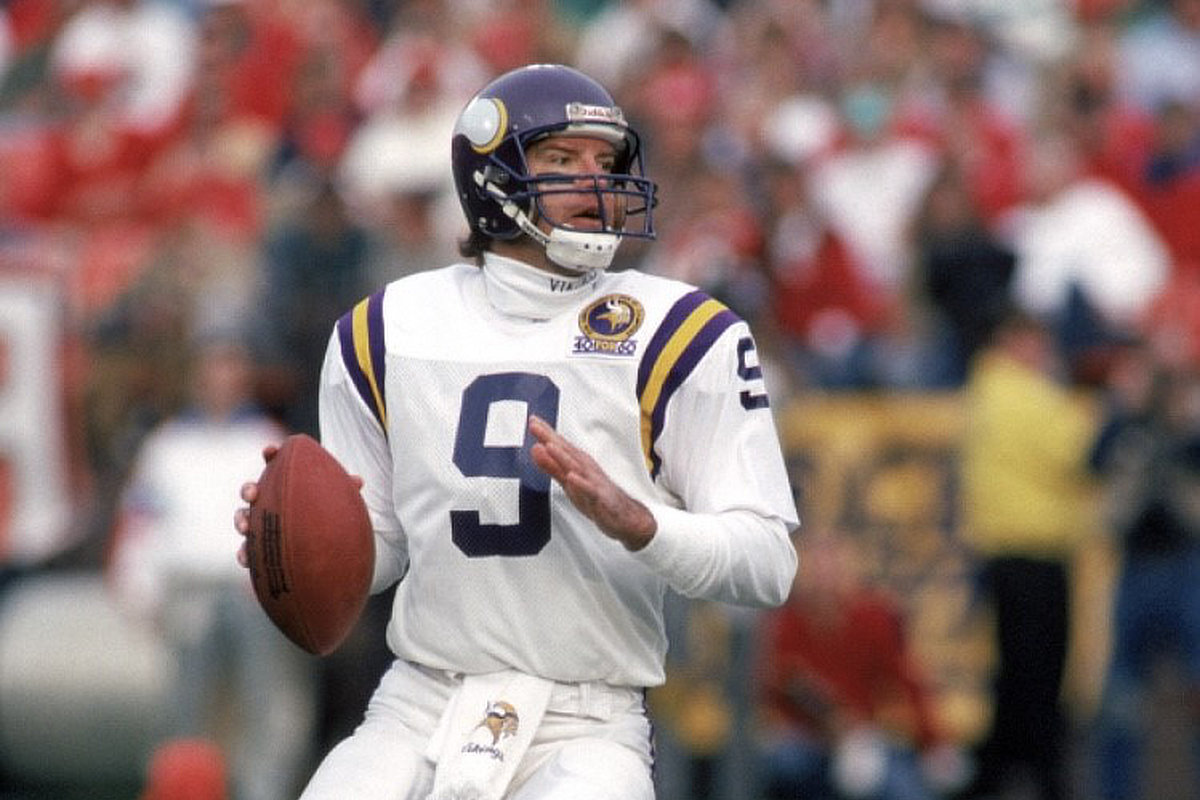 Meet Former Vikings Quarterback | Ruttger's Bay Lake Resort