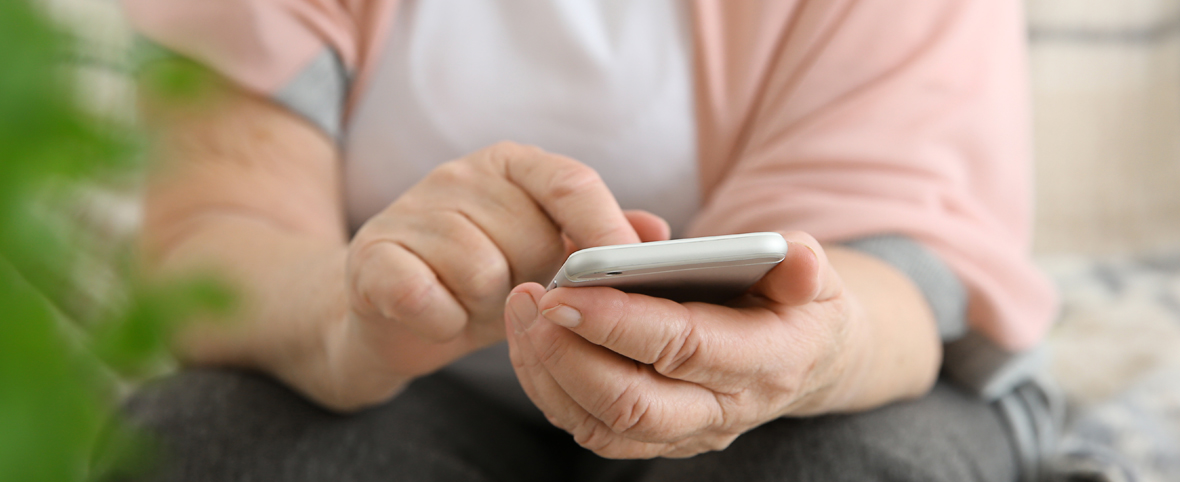 8 Smartphone Apps for Senior Adults