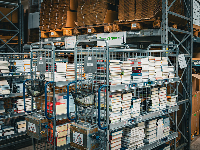 Putting an end to logistics headaches in the media and book industry ...