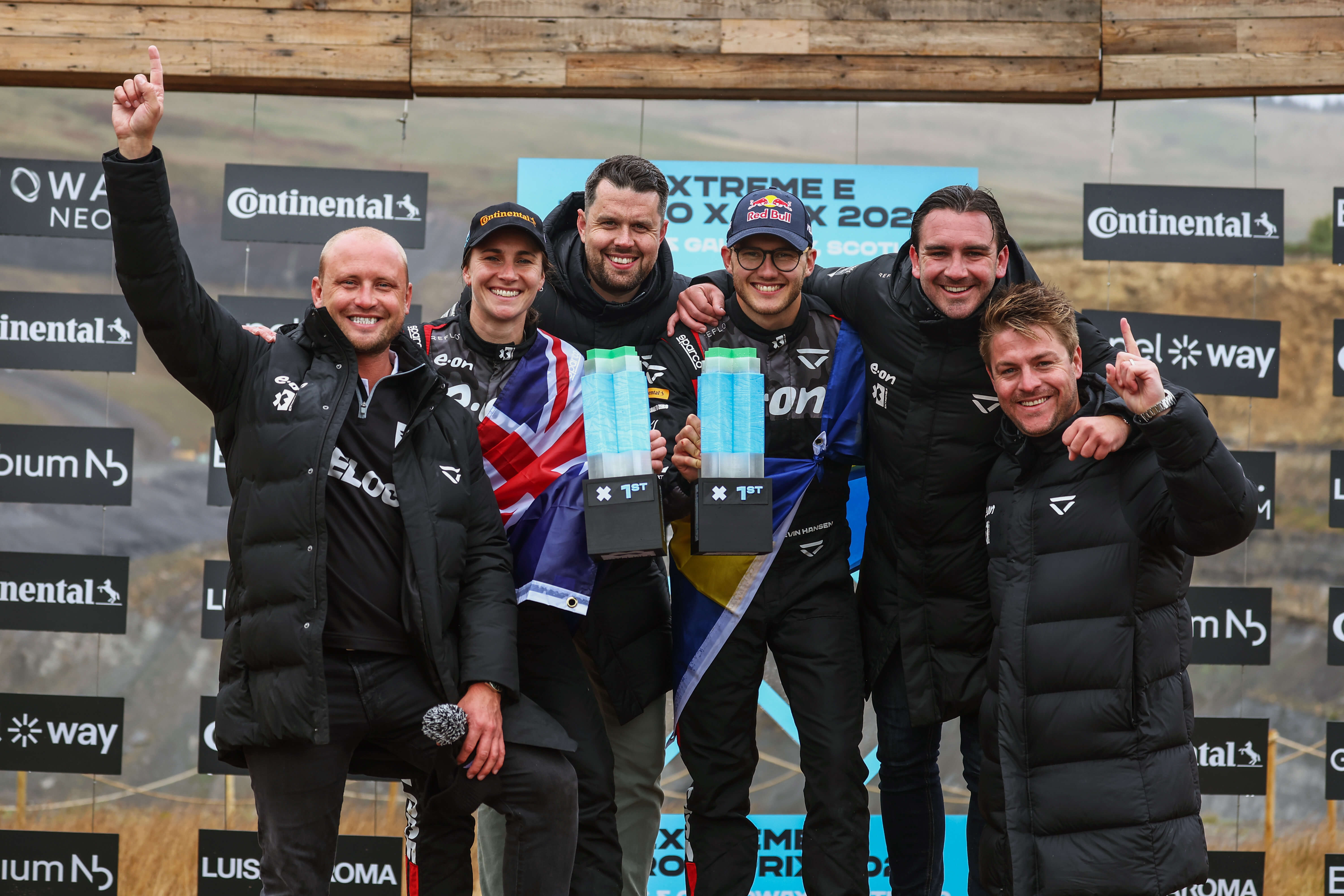 Veloce ready for Extreme E Season 4 with Kevin Hansen and Molly Taylor ...