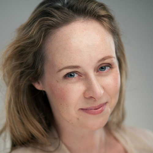 Fiona Thompson's Instagram, Twitter & Facebook on IDCrawl