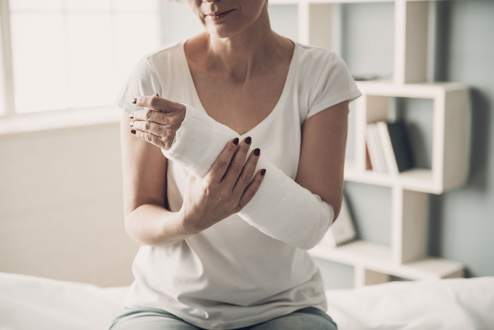 7 Reasons a Broken Bone Is Not Healing