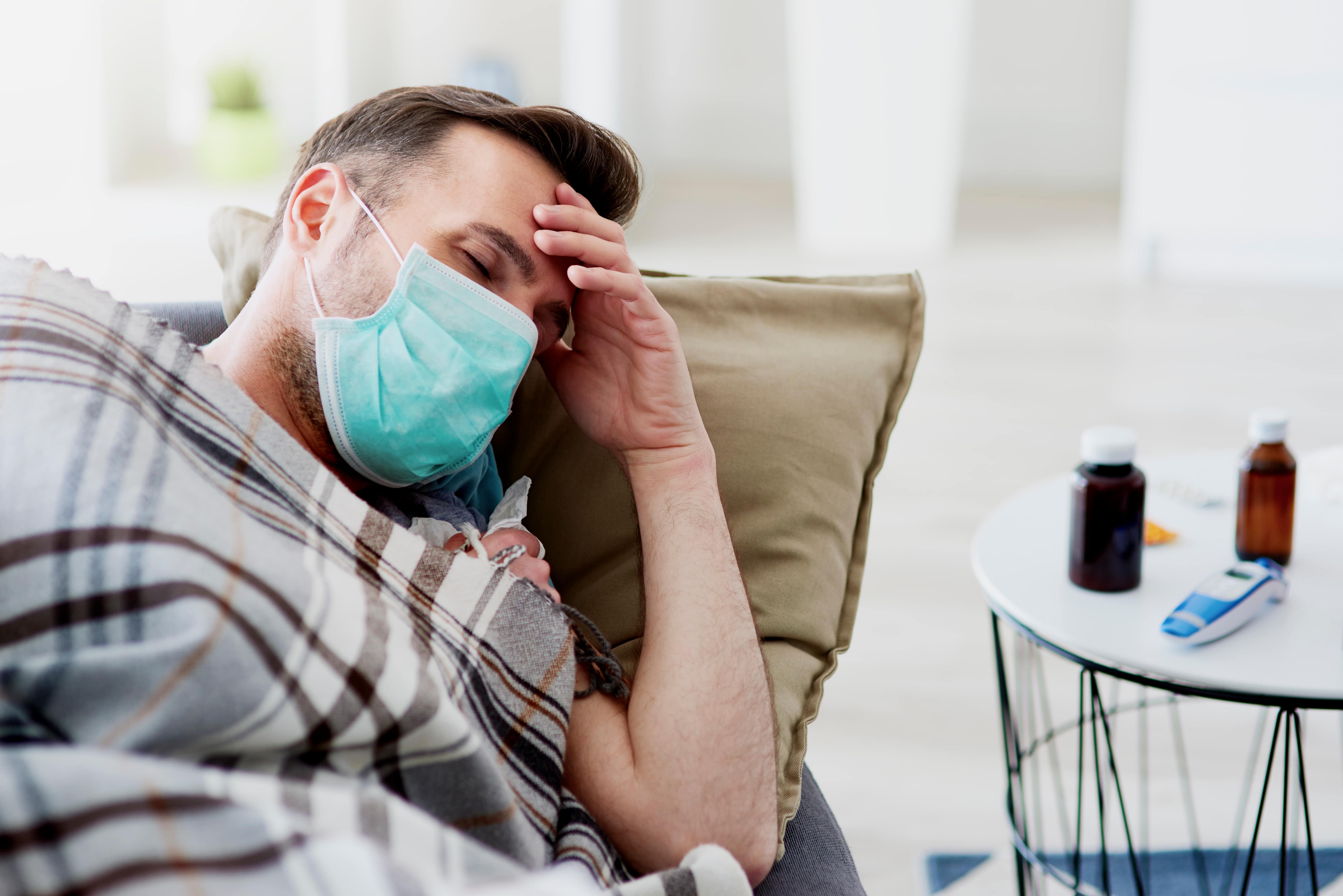 9 Signs You May Have an Infection Under Your Cast