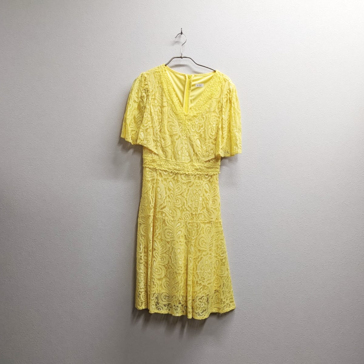#10937 | Empty Dressy