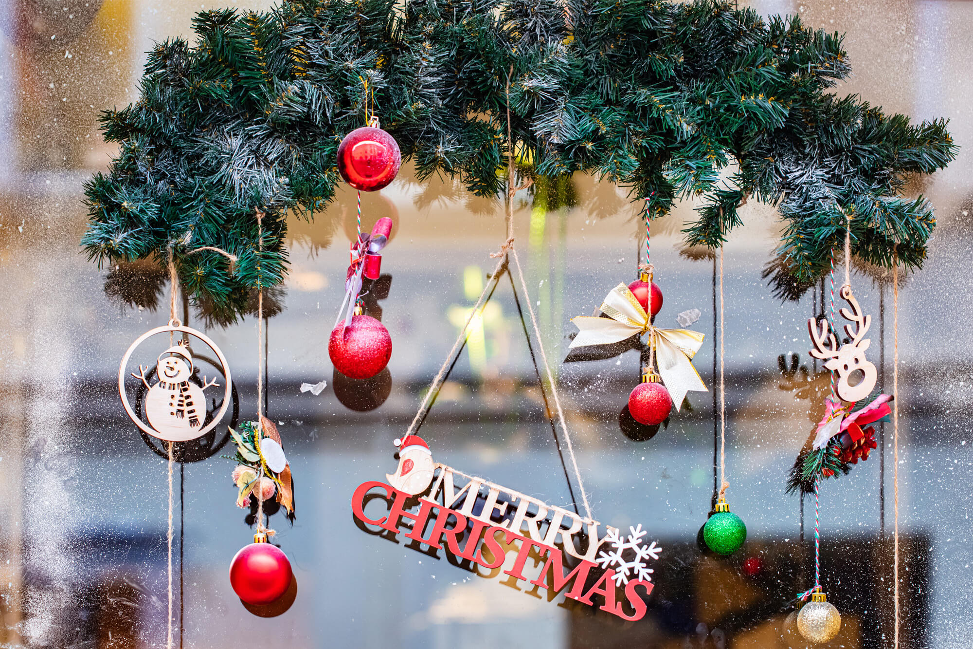 The Ultimate Holiday Decorating Guide for Your Pharmacy