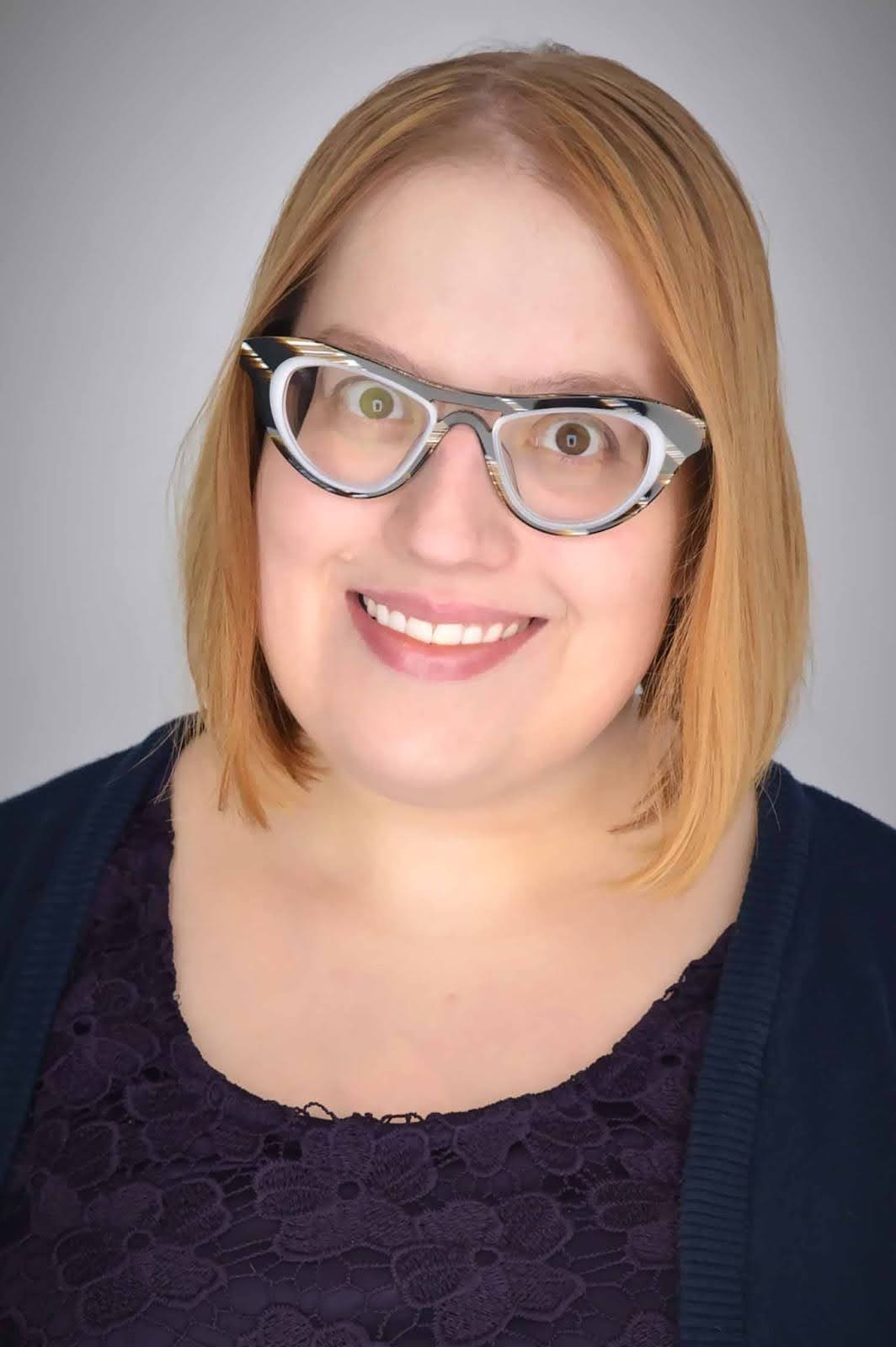 Dr. Ashley Stueck | MD, FRCPC | Diagnexia - Remote Expert Pathology