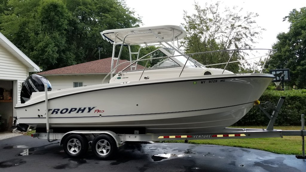 Trophy boat | Free Cash Offer | We Buy Boats