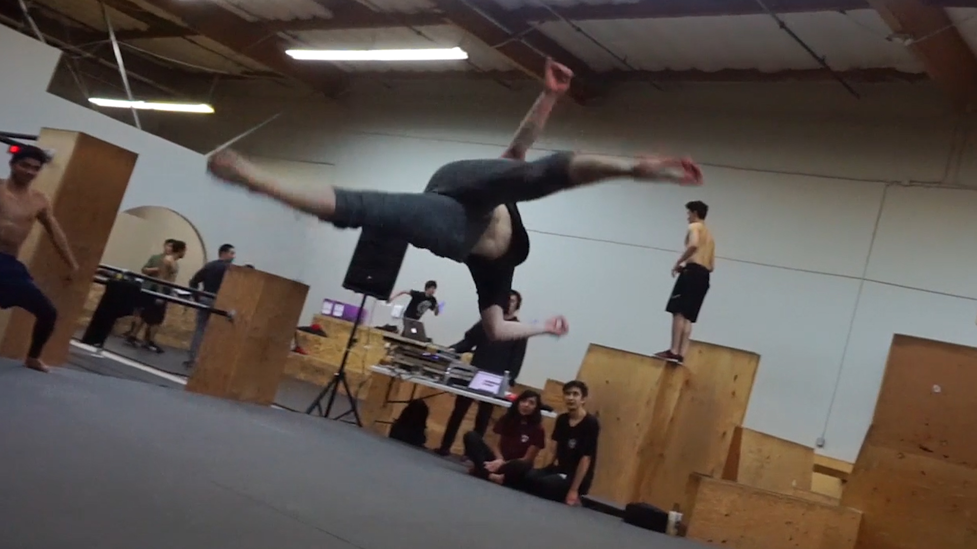 Butterfly Kick Switch