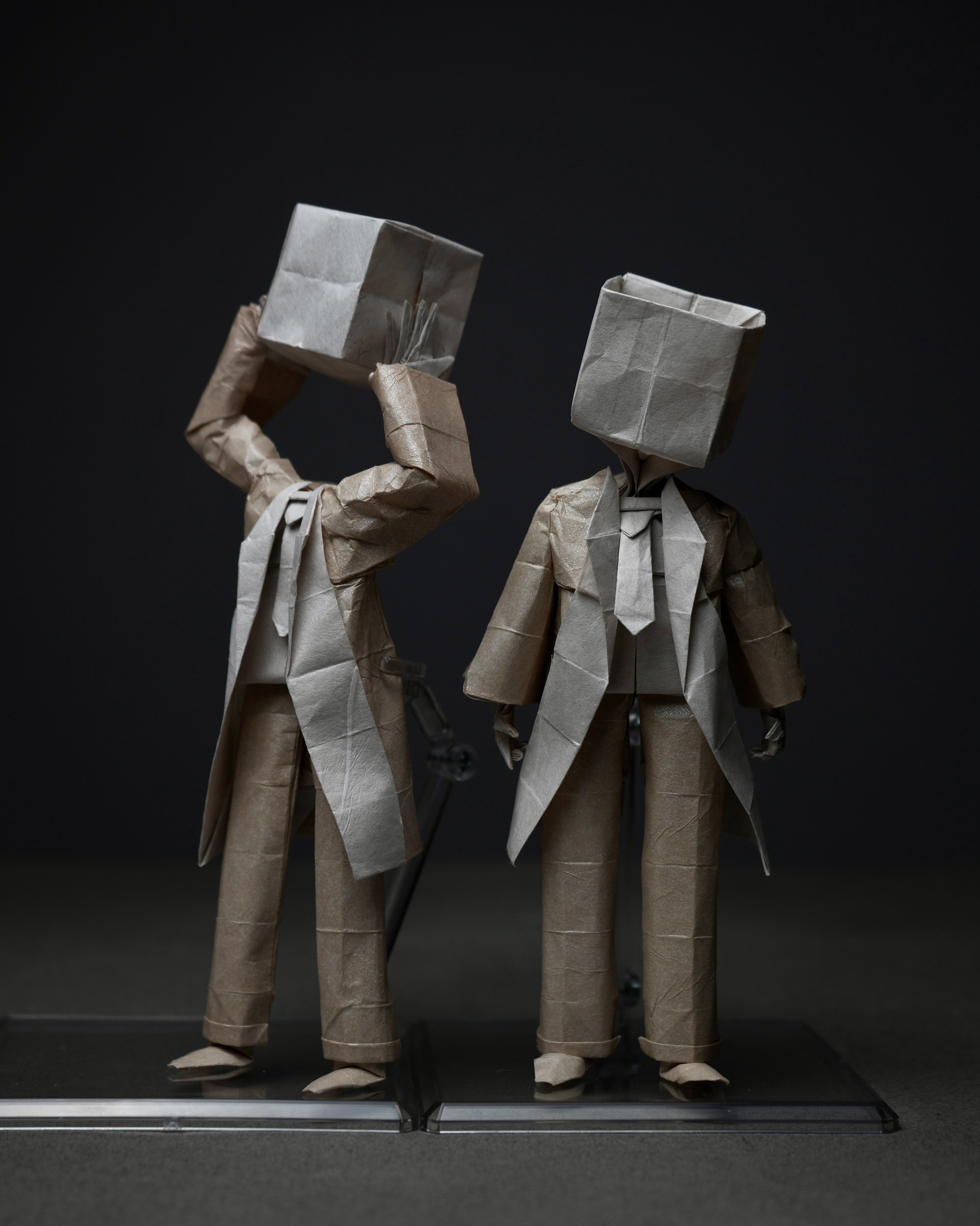 Origami Human: Bí Quyết Xếp Hình Người Từ Giấy Đẹp Mắt và Sáng Tạo