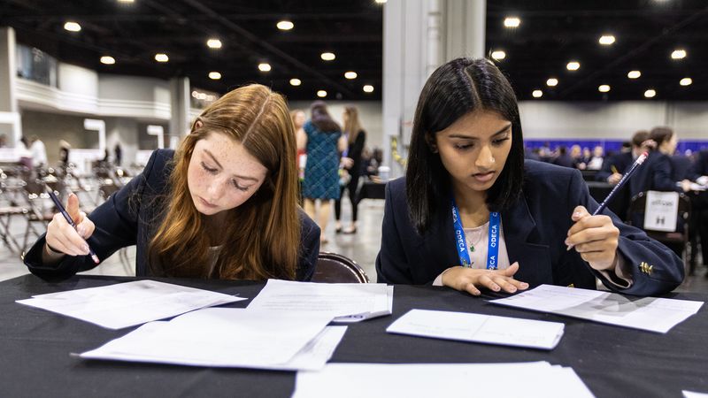 An Introduction to DECA Role-plays | DECA Direct Online An Introduction to DECA Role-plays | DECA Direct Online