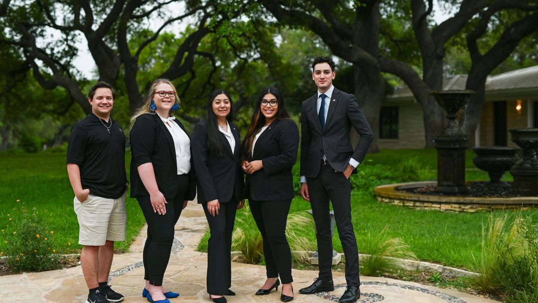 How to Prepare Yourself on Competition Day: A Guide to DECA Glass ...