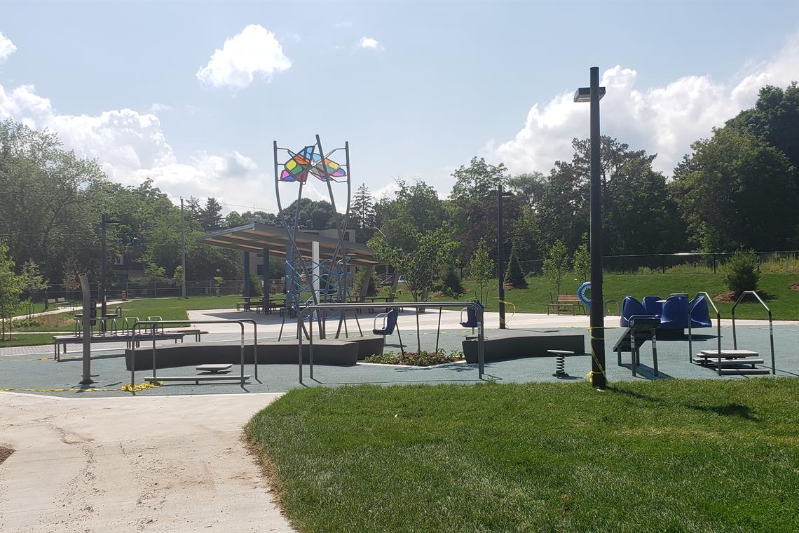 Oakville Trafalgar Community Centre (Oakville, ON) | Park N Play Design