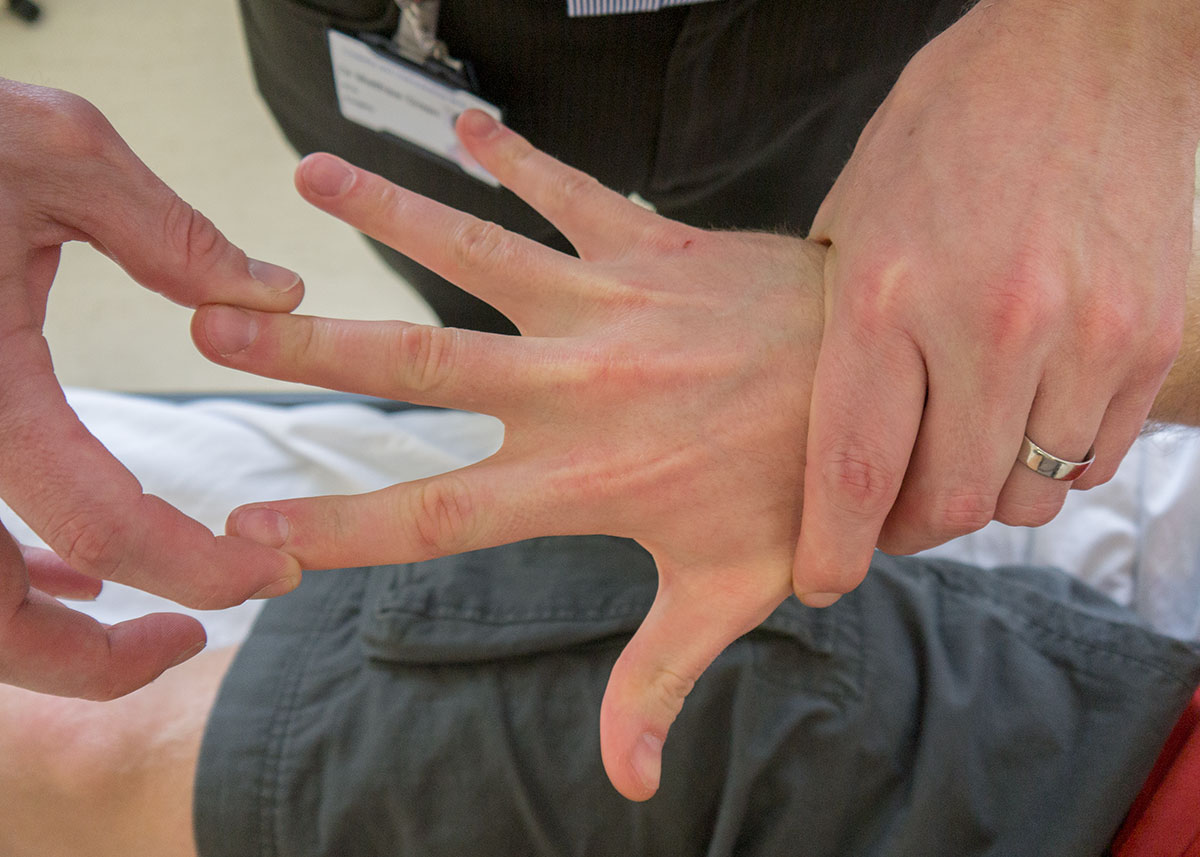 Upper Limb Neurological Examination — Medistudents