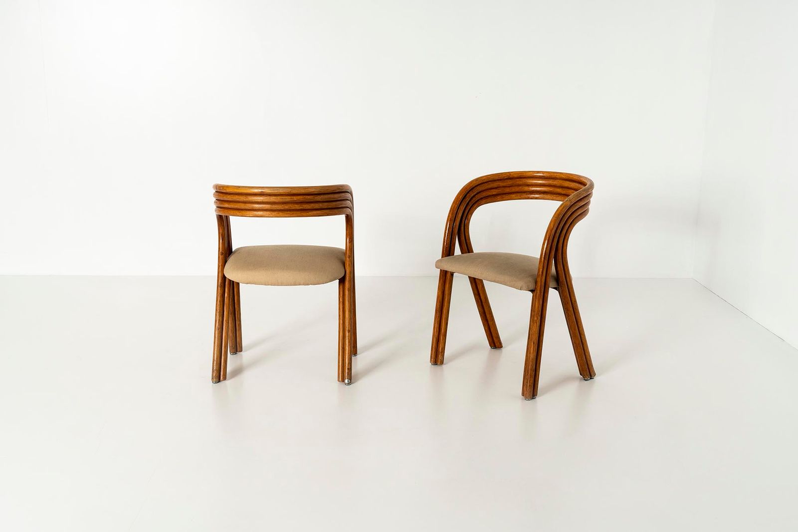 Eight Dining Chairs model RD 1526 in Manou Wood by Axel Enthoven for ...