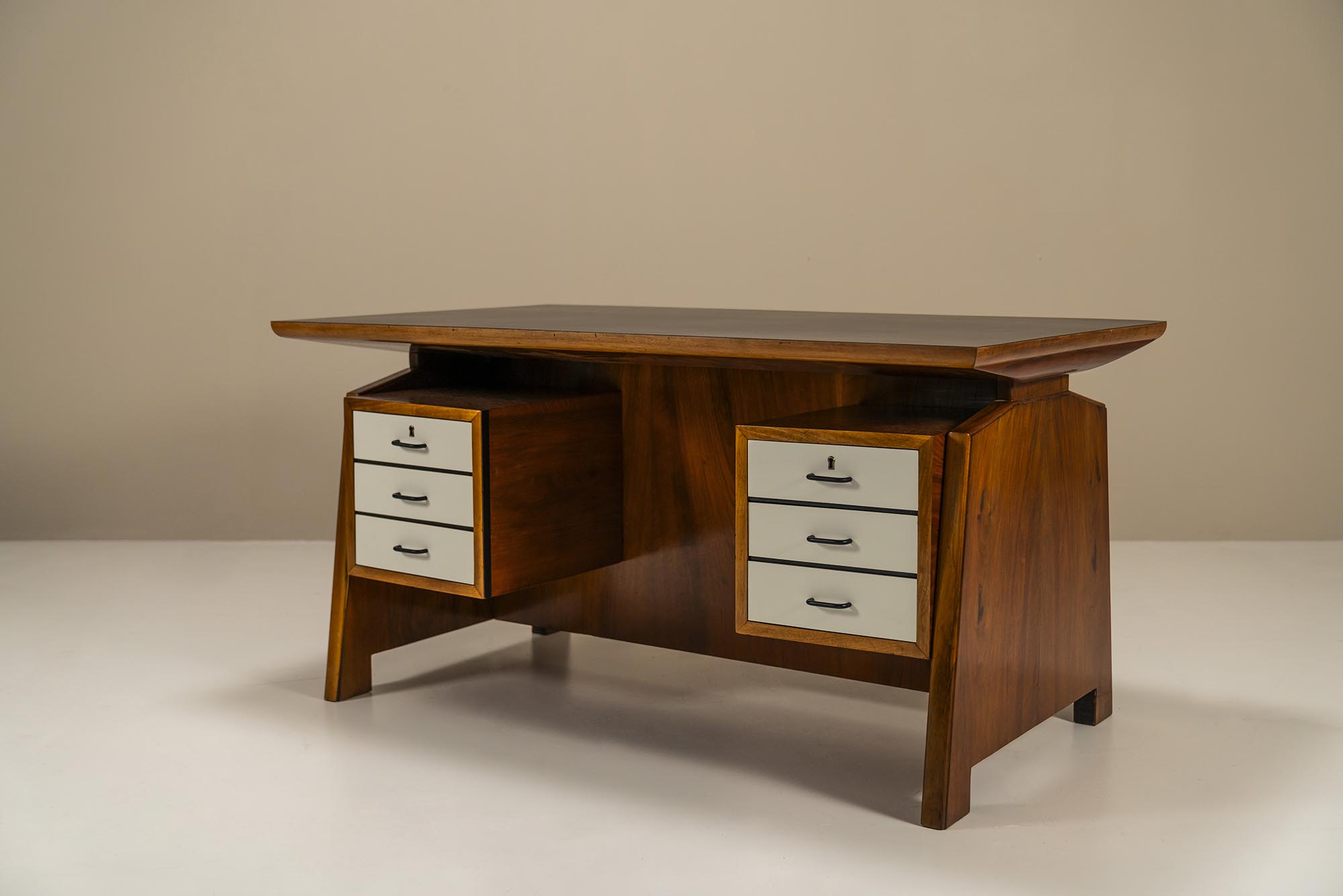 Architectural Desk In Walnut By Carlo de Carli, Italy 1950's | AtKris ...