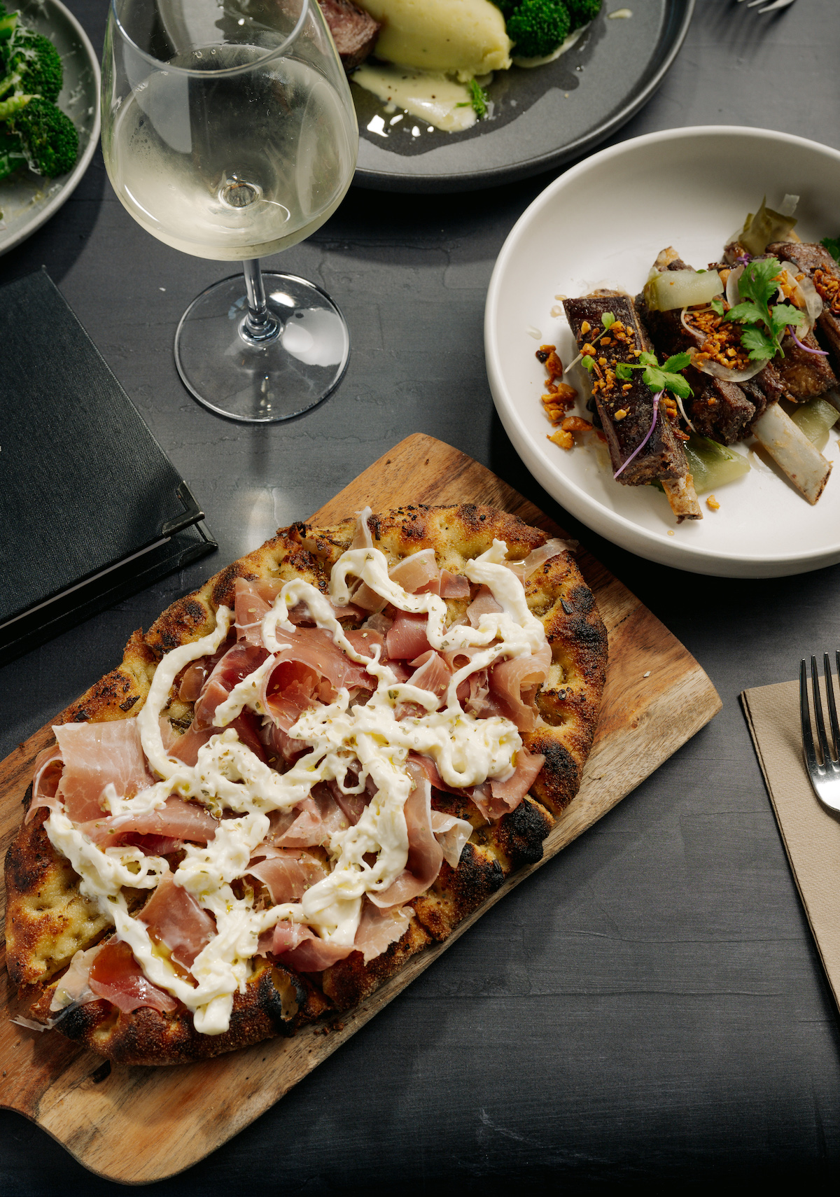 Camarosa | Bar, Restaurant & Cafe: Newstead, Hamilton.