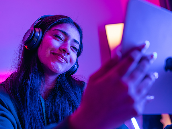 Bespoke virtual work experience for employers | Partner with Springpod