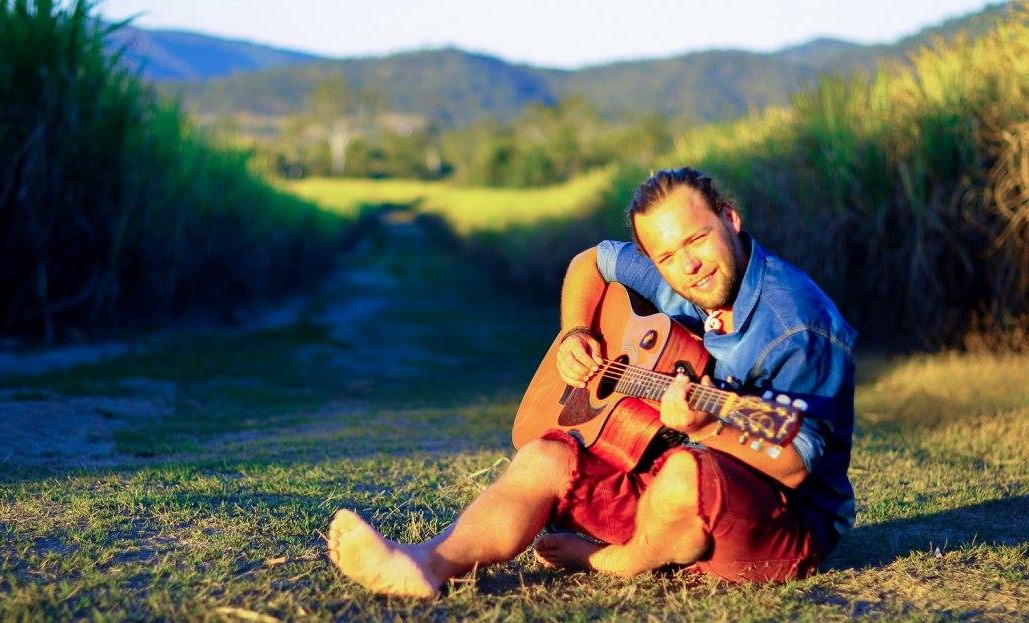 Ash Smith – Performing In Paradise - Mackay Whitsunday LIfe