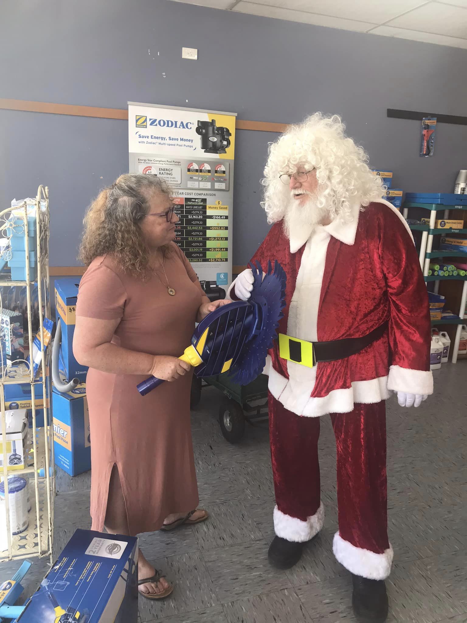 Santa Shops Local This Christmas - Mackay Whitsunday LIfe