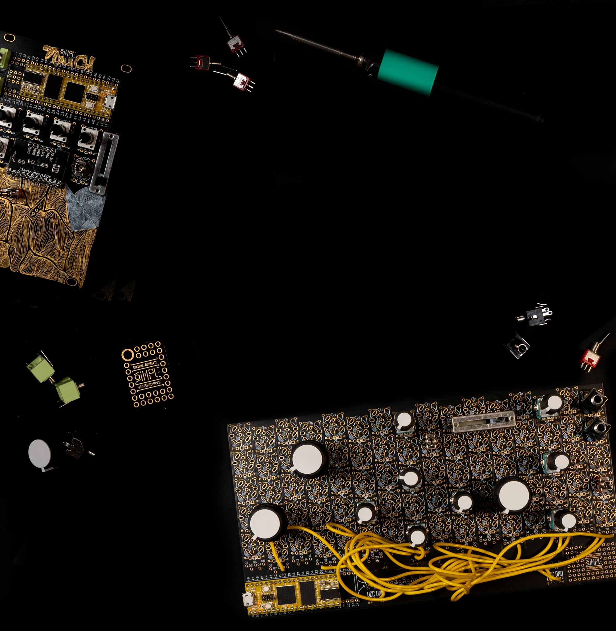 Custom Synth DIY Kits for Musicians, Engineers & Design Students