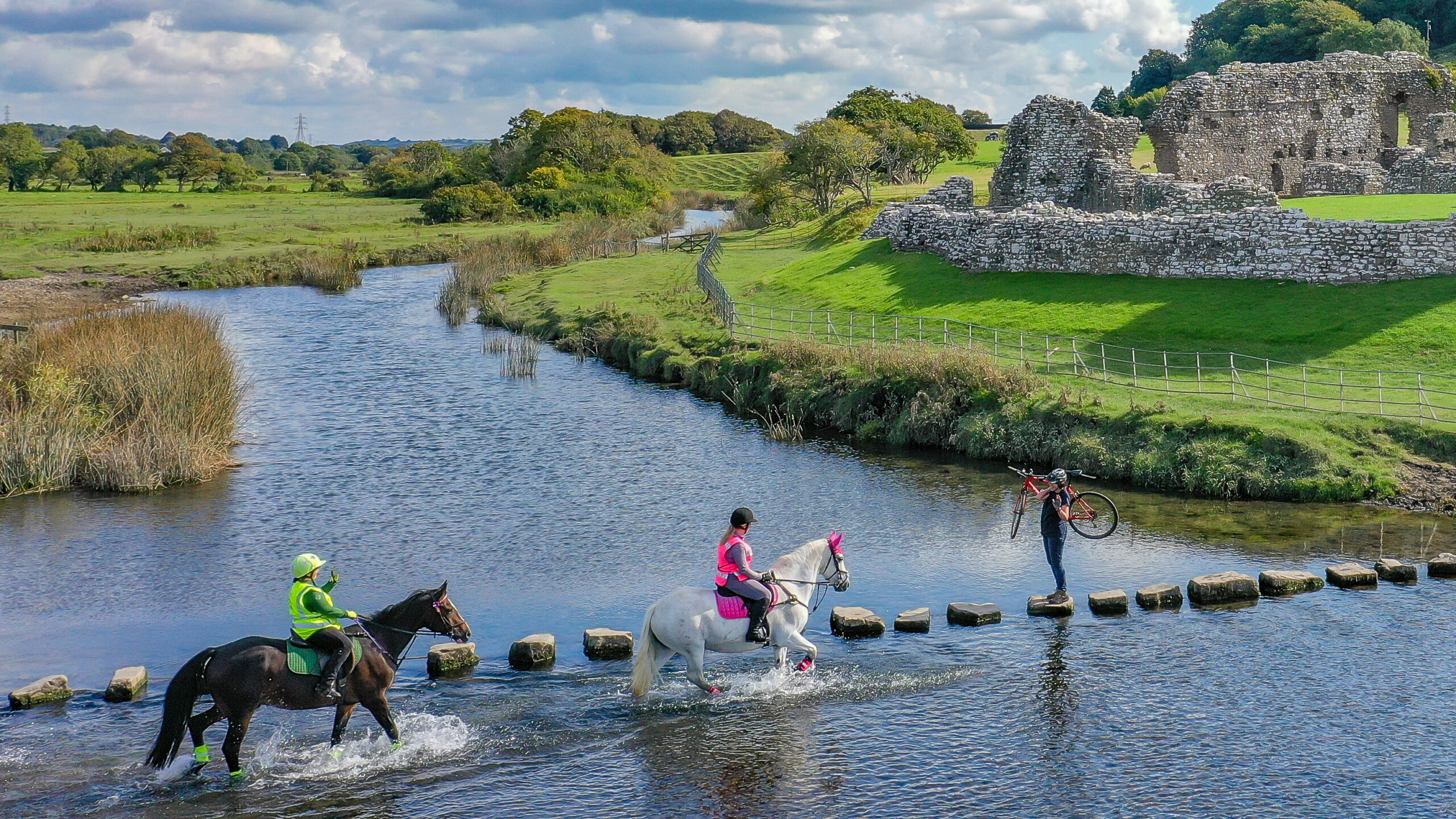 Go walking in The Vale of Glamorgan, South Wales | Visit The Vale