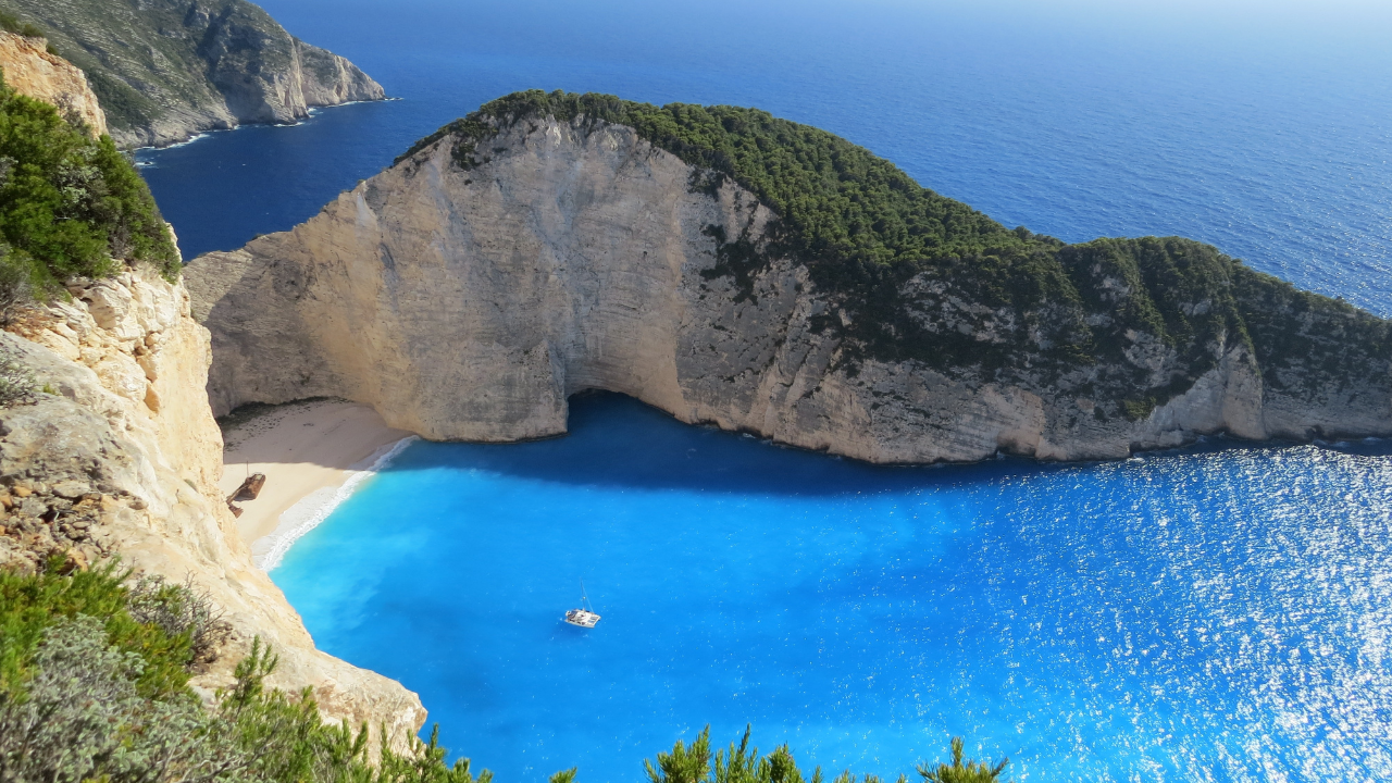 The best beach Zoom background for when you’re dreaming of a tropical ...