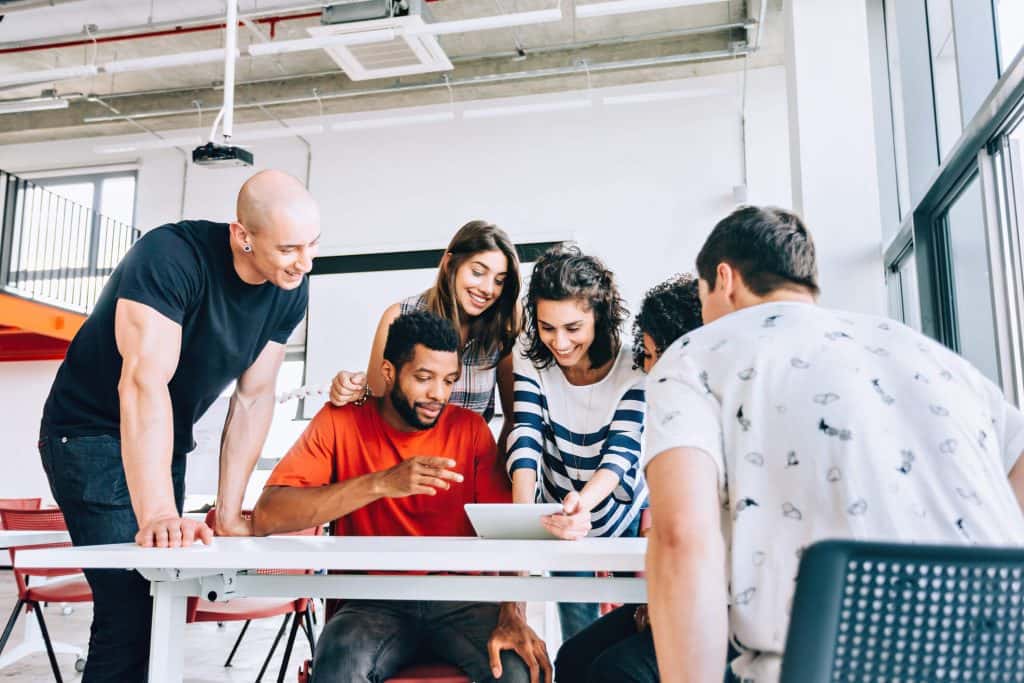 Ações para aumentar o engajamento corporativo! - Aspectum
