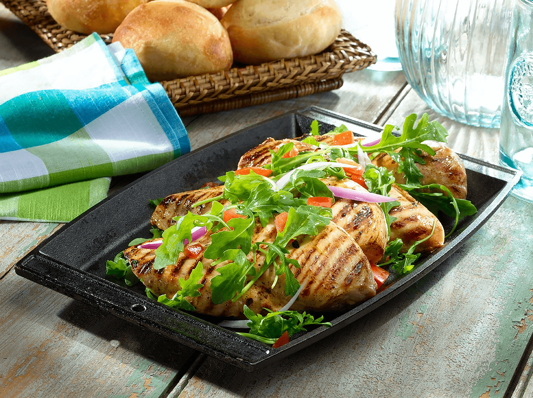 Pollo con Mojo a la Parrilla y Ensalada