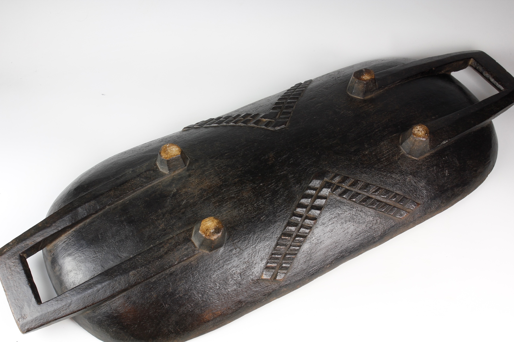 Large Zulu Meat Platter (Ugqoko) With 'Amasumpa' Designs, Southern ...