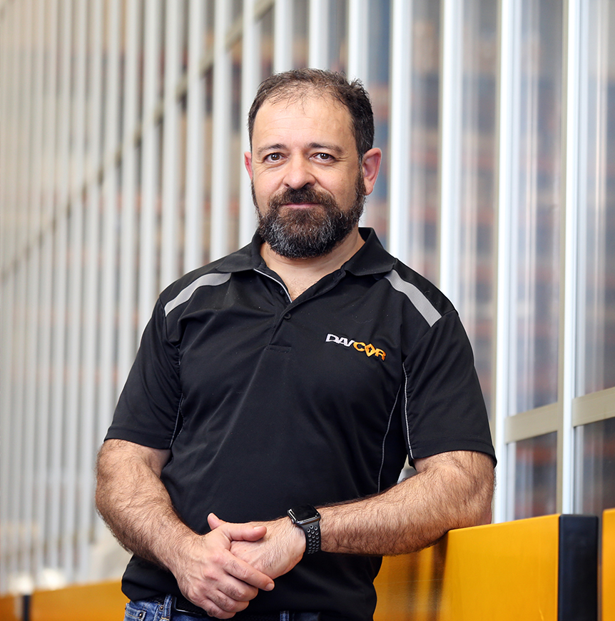 Automated Warehouse Robots & Retrieval System