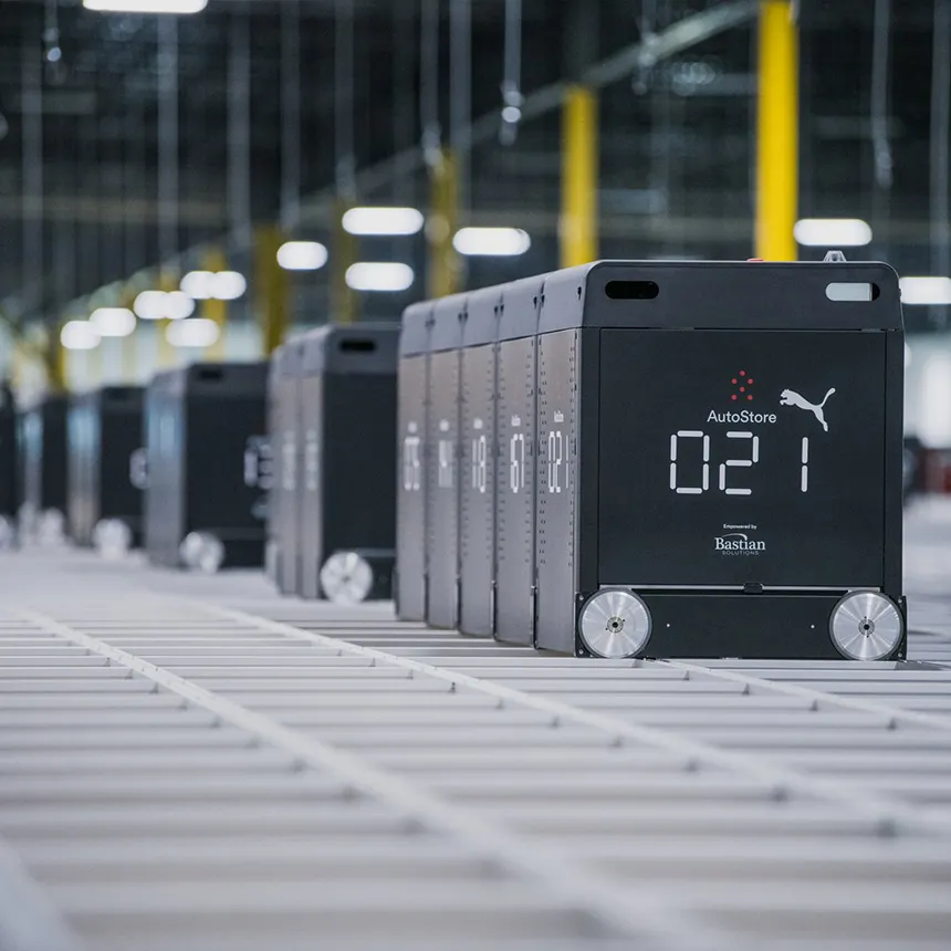 Retail Warehouse Automation and Robots | AutoStore