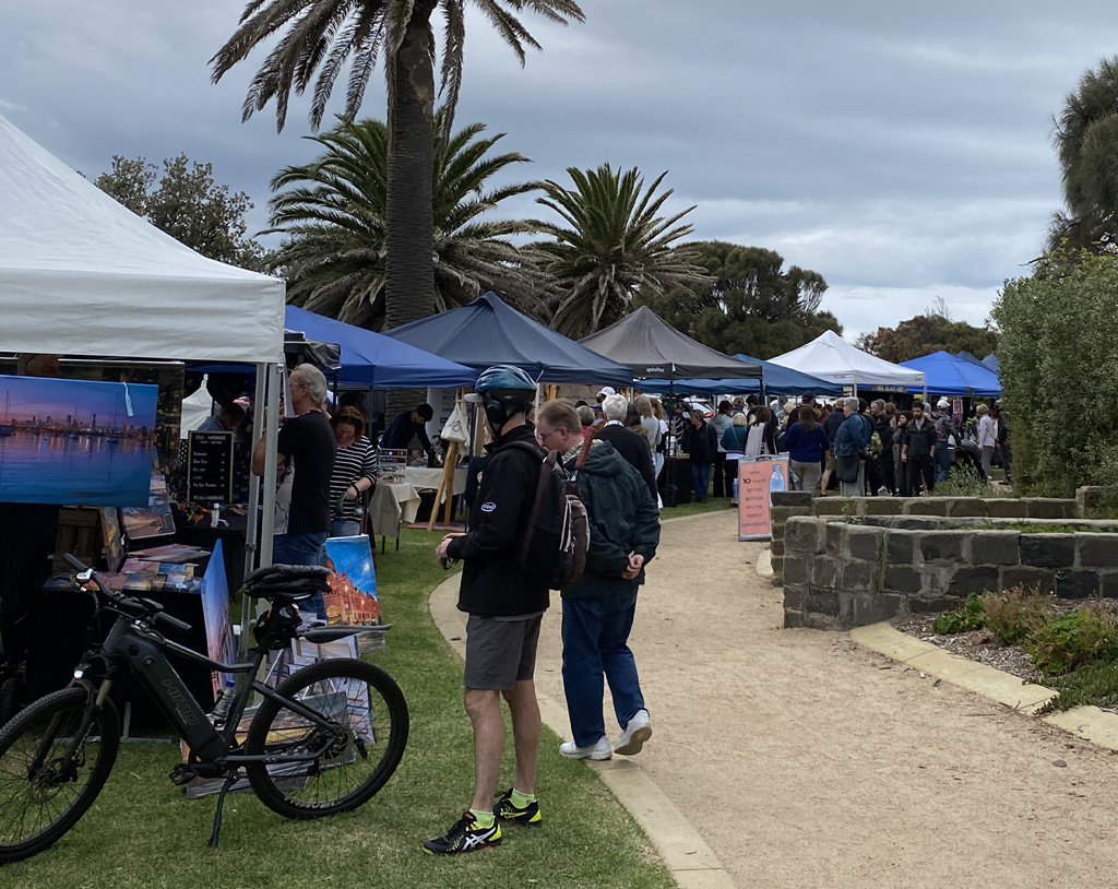 Sandy Twilight Market, Sandy Village