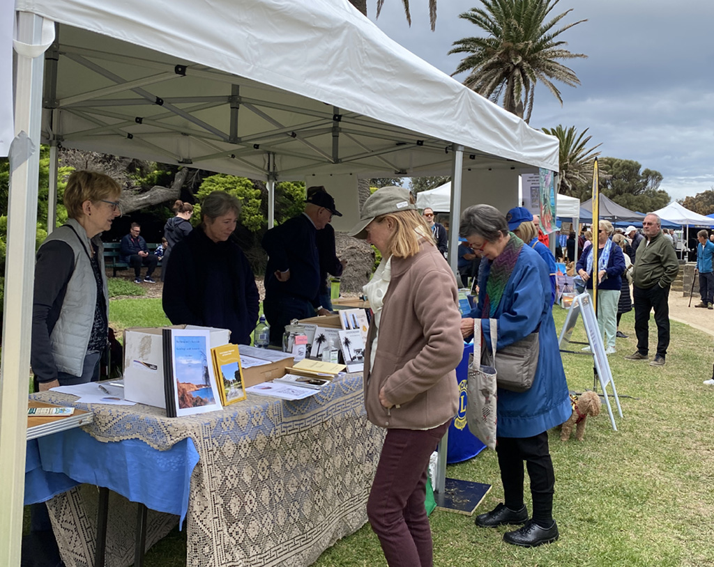 Sandy Twilight Market, Sandy Village