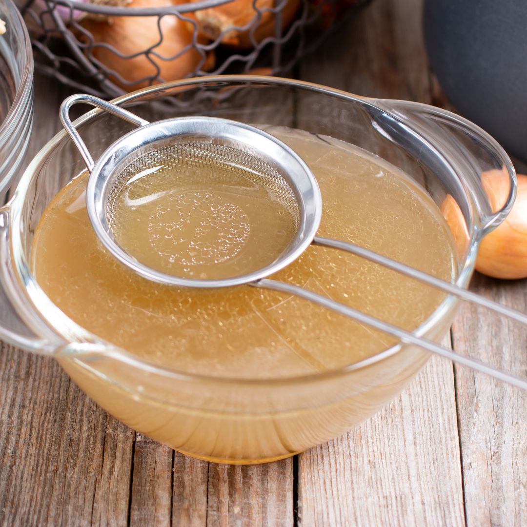 A Step-by-Step Guide: How Vegetarians Can Reintroduce Meat