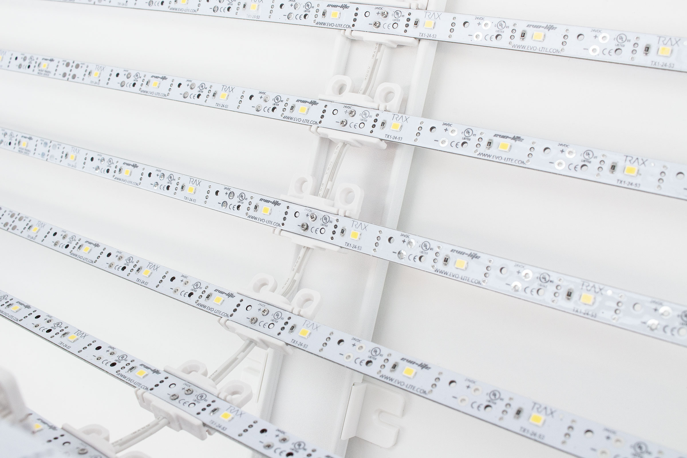 TRAX Single Color White Reticular LED Array