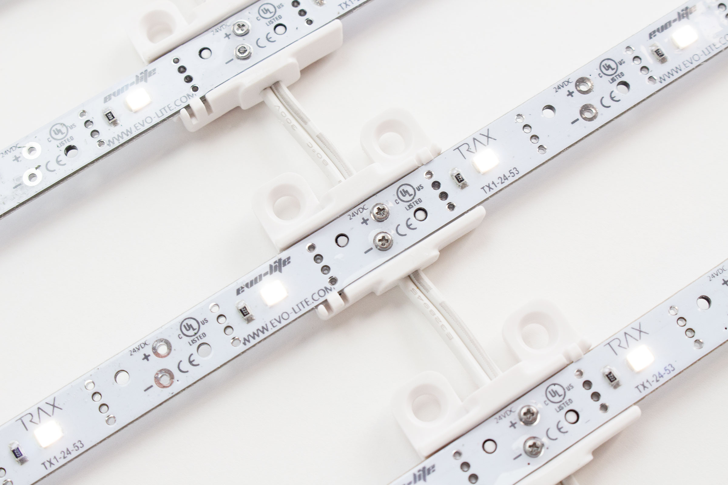 TRAX Single Color White Reticular LED Array