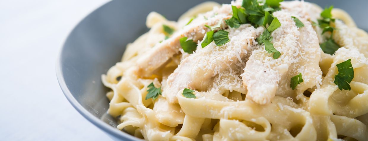 tada - Chicken Fettucine Pasta