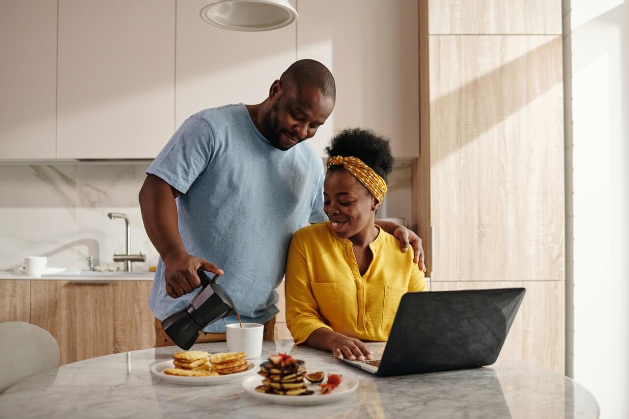 Is Opening a Joint Bank Account A Smart Money Move For Spouses?