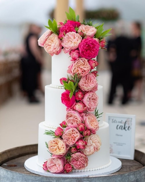 The Cake Menu from Posh & Cake - Luxurious Wedding Cakes and ...