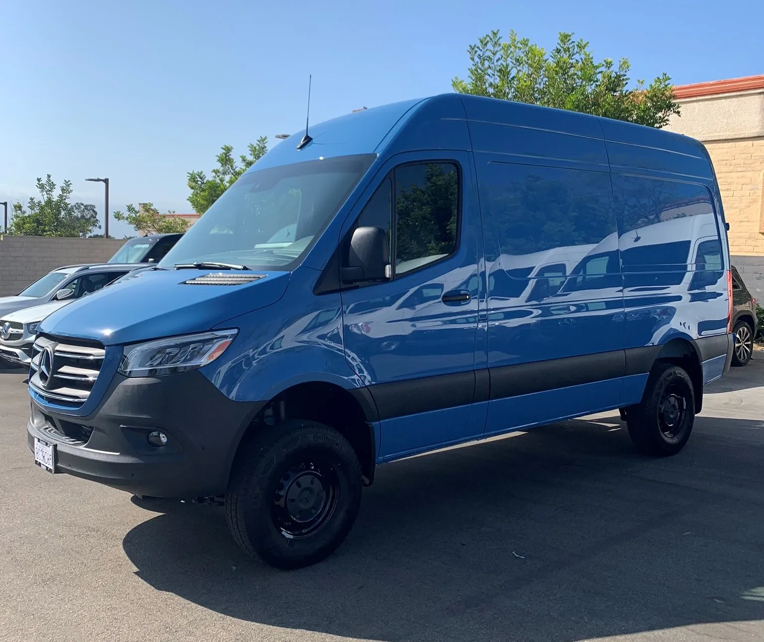 East Coast Van Builds - Camper Van Conversions + Services