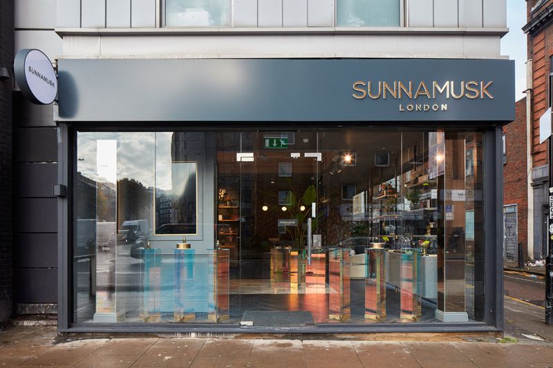 ROCK + POPPINS - Sunnamusk - London E1