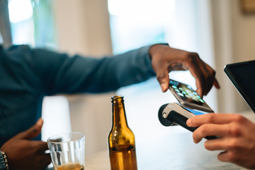 How to Pick a POS for Restaurants: 6 Key Tips to Help You Choose the ...