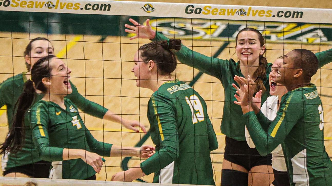 Seawolf volleyball defeats Nighthawks in front of over 3,000 fans