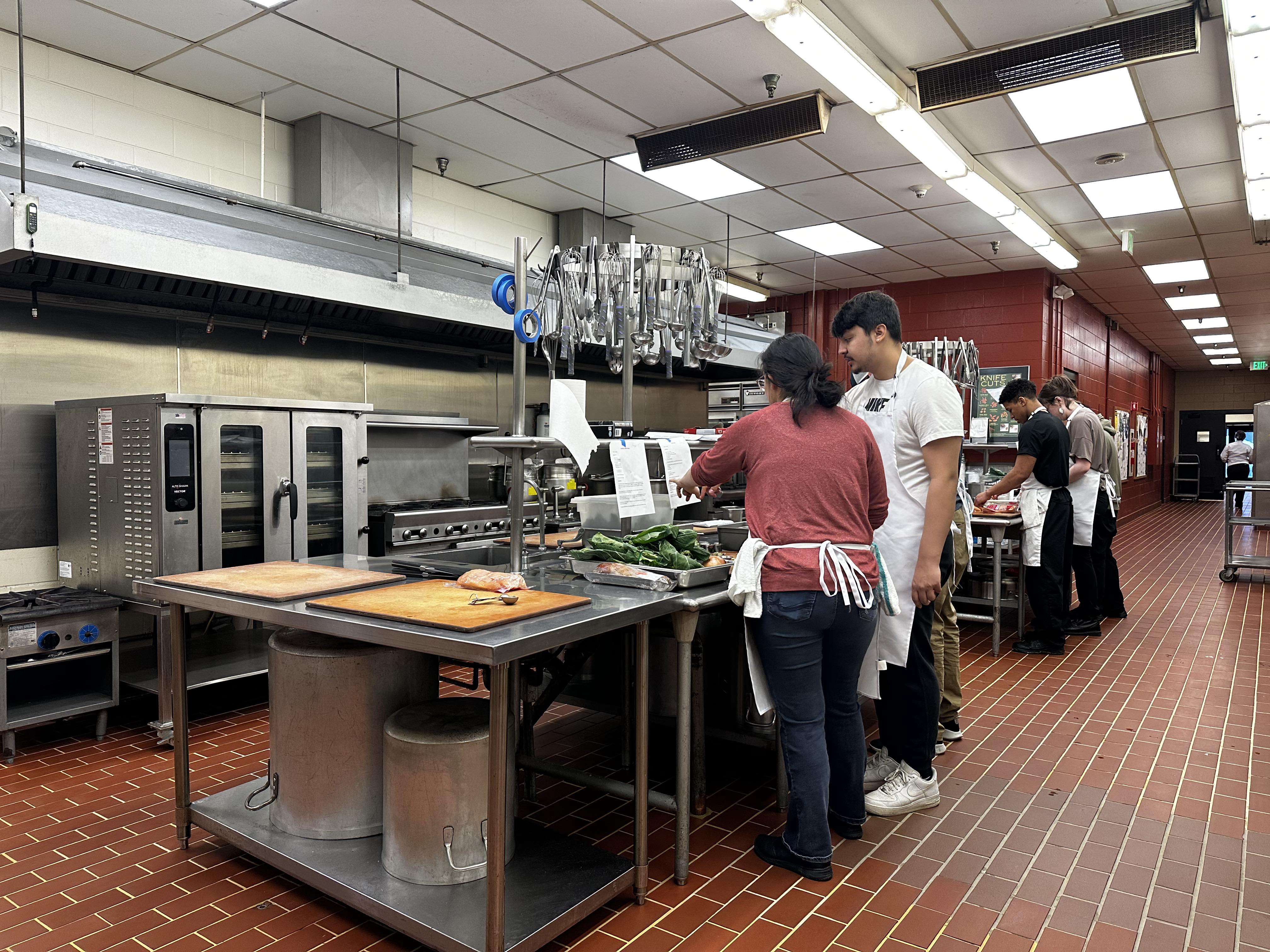 UAA’s African Diaspora culinary class