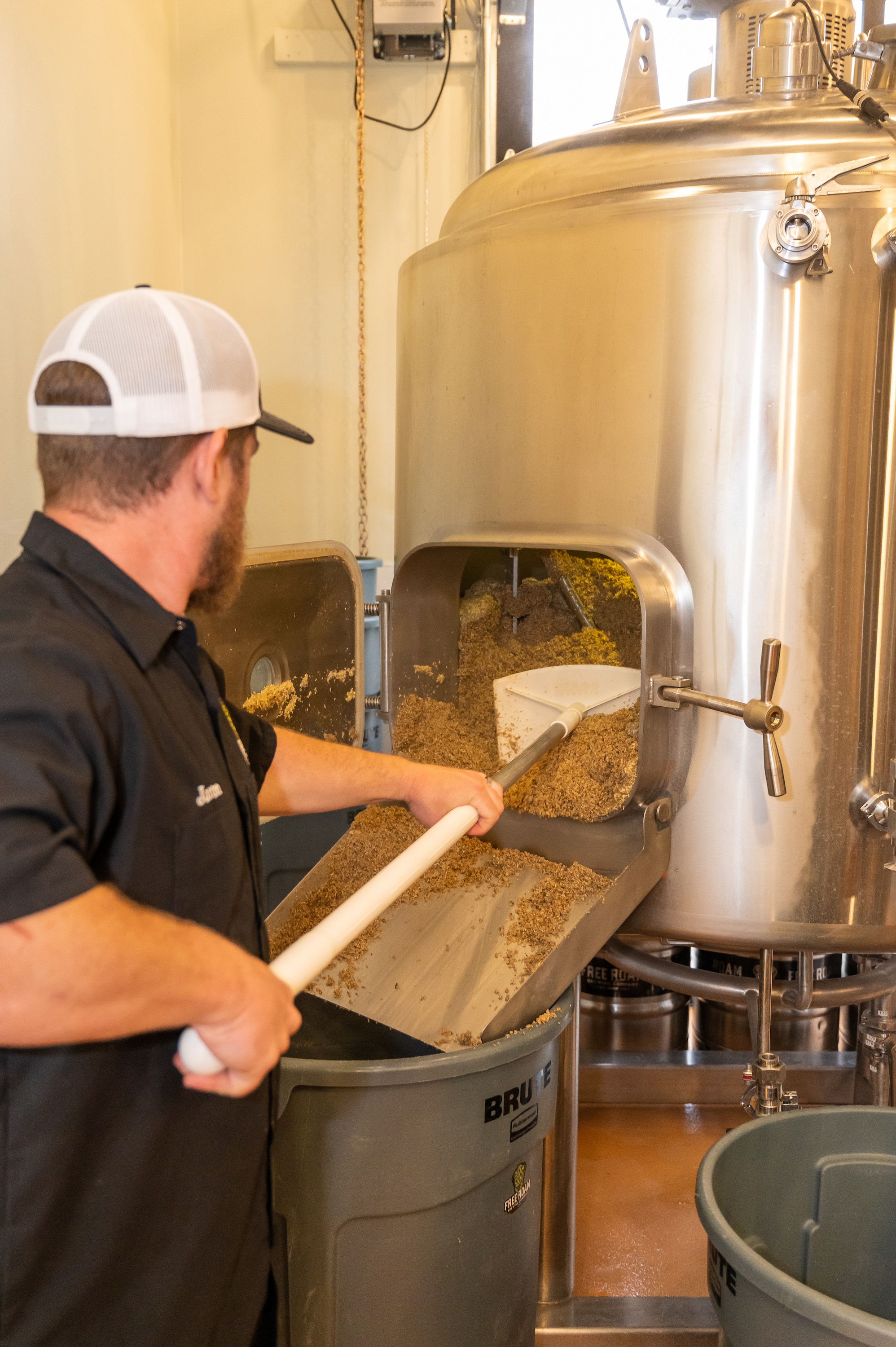 Tour the Brewery - Free Roam Brewing Company