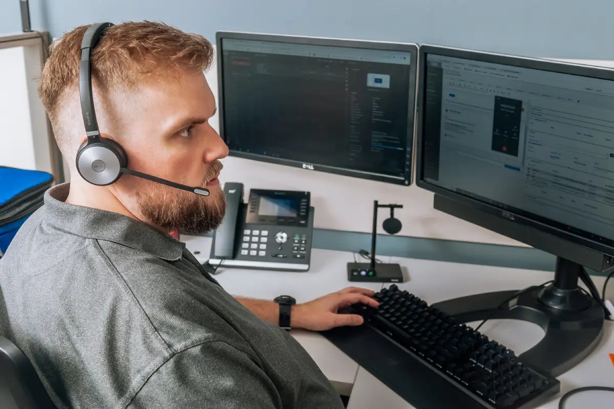 Business VoIP Phone System in Illinois | VoIP Services