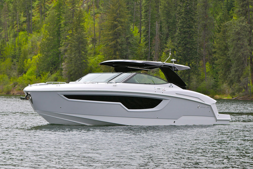 Deckpads for Cruisers Boats